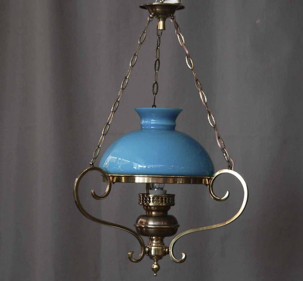 LÁMPARA QUINQUÉ AZUL – Antigüedades Maestre